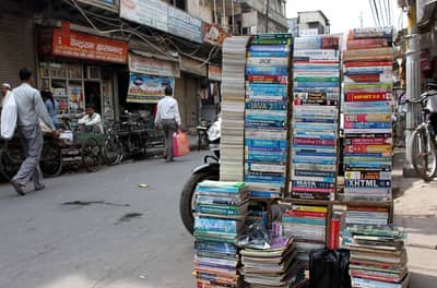 Nai Sadak Market: Delhi's Wholesale Shopping Hub